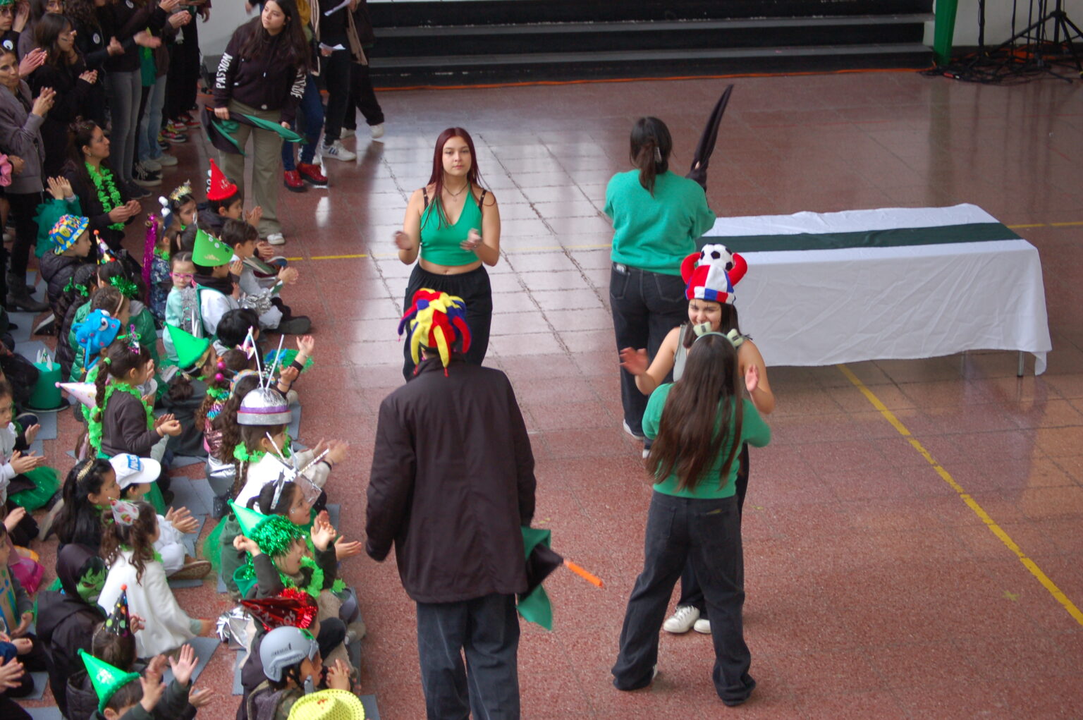 ¡Akros cumple 43 años! - Colegio Akros